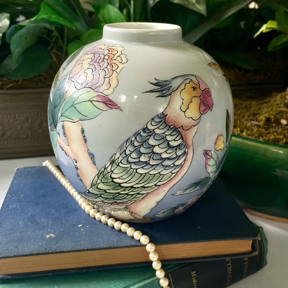 Macau | Accents | Vintage Hand Painted Parrots And Flowers Vase ...